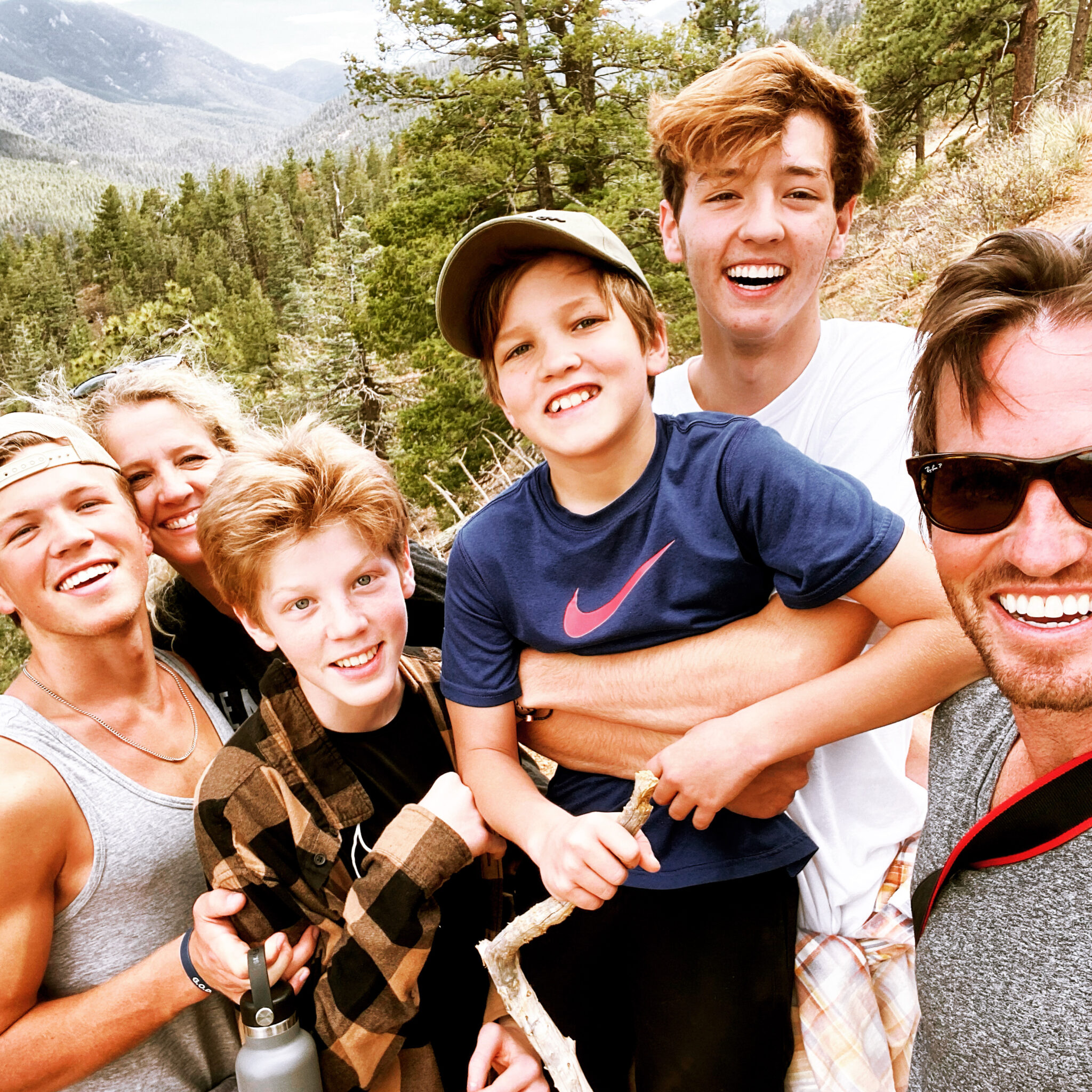 Aaron Keyes: Leading People in Worship - Walk Thru The Bible