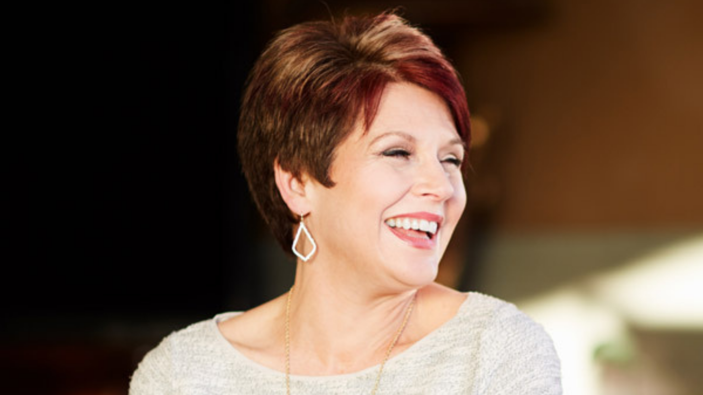 Jennifer Rothschild on Trusting God's Word - Walk Thru The Bible